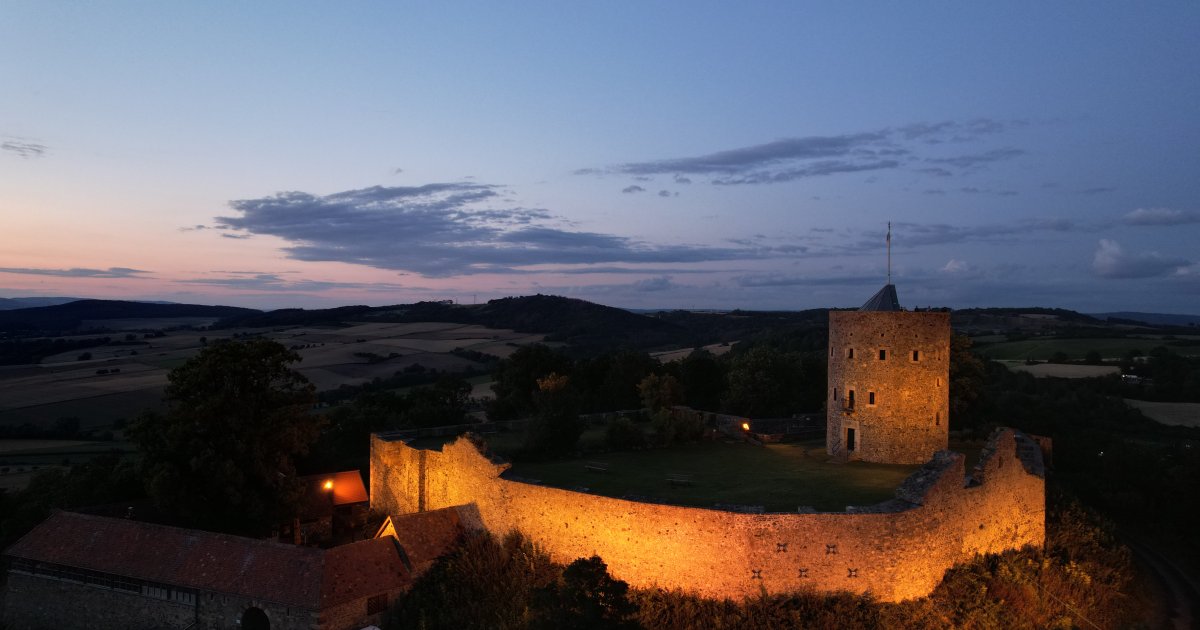 Beleuchtung der Burg bleibt ab Wochenbeginn aus | Stadtverwaltung ...